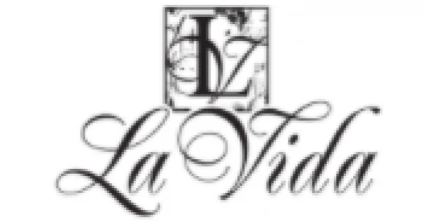 Vi er forhandler af La Vida's smukke sortiment La Vida - 4 sider med ...