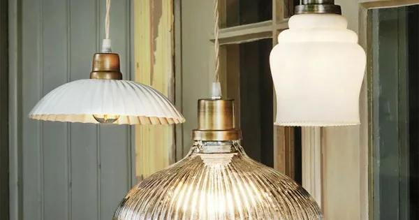 Løsthængende lamper - pendler til loft - 2 sider med 88 varer - her side 1